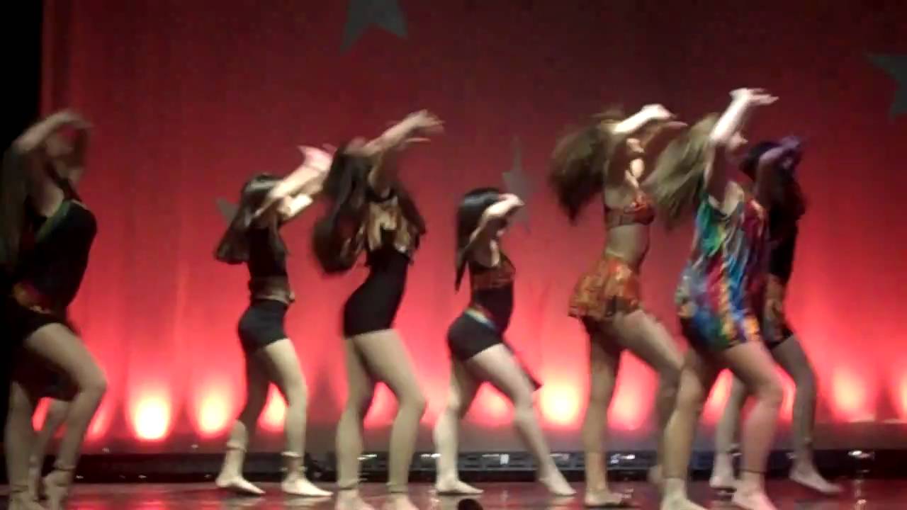 Mater Academy Dance class dancing to Waca Waca - YouTube