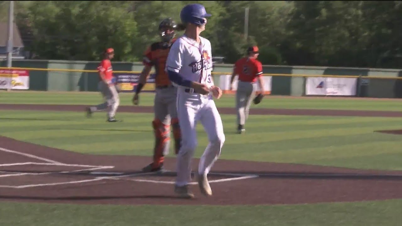 Baseball: Hot Tots fall at home to Mankato - YouTube