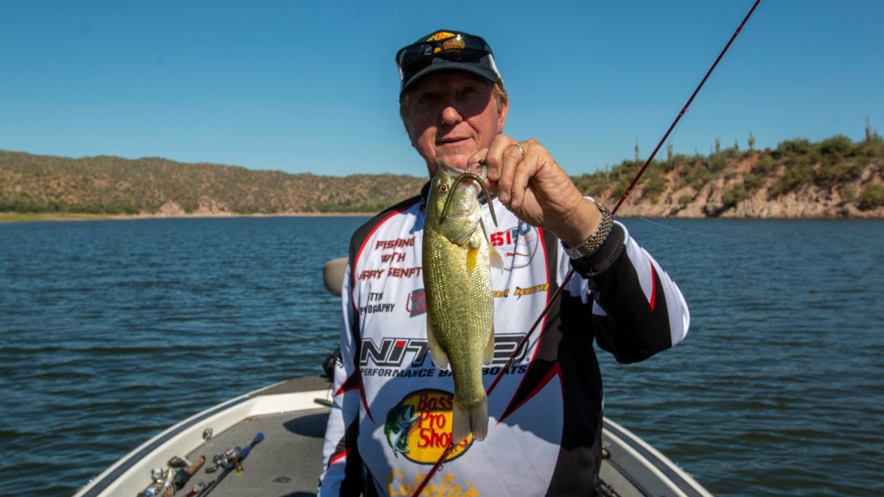 Fishing the Flick Shake Rig - YouTube