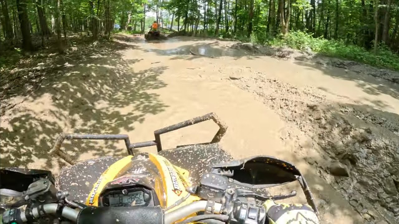 TRUCKS GONE WILD - mountain madness- trail riding, renegade 1k - YouTube