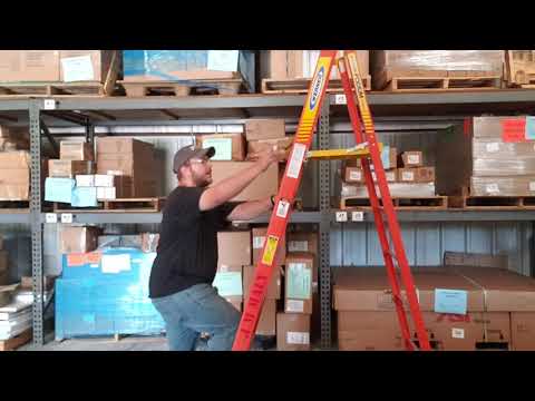 Fall Prevention: Ladders - Platform Safety (English) - YouTube