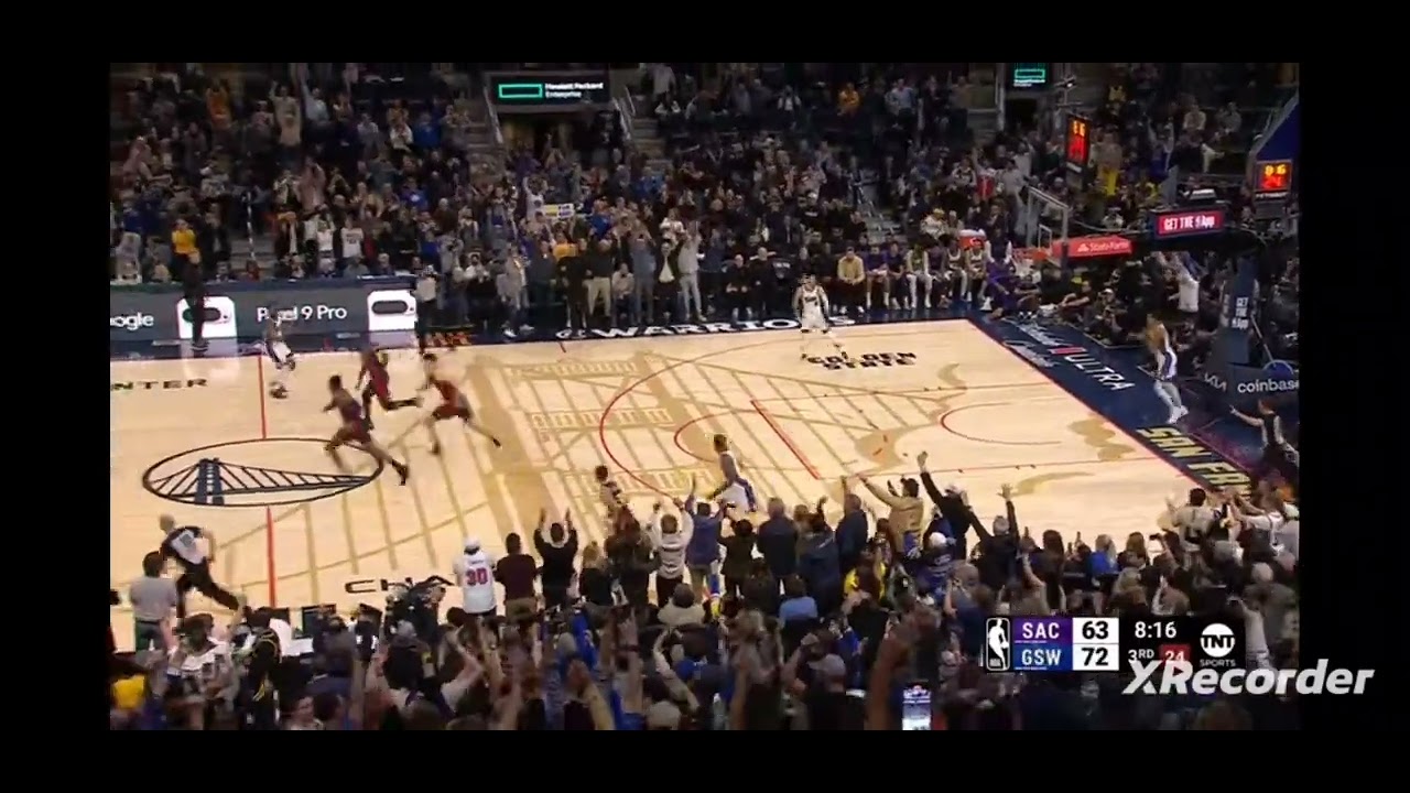 Curry makes his four thousandth career three pointer made. The goat ...