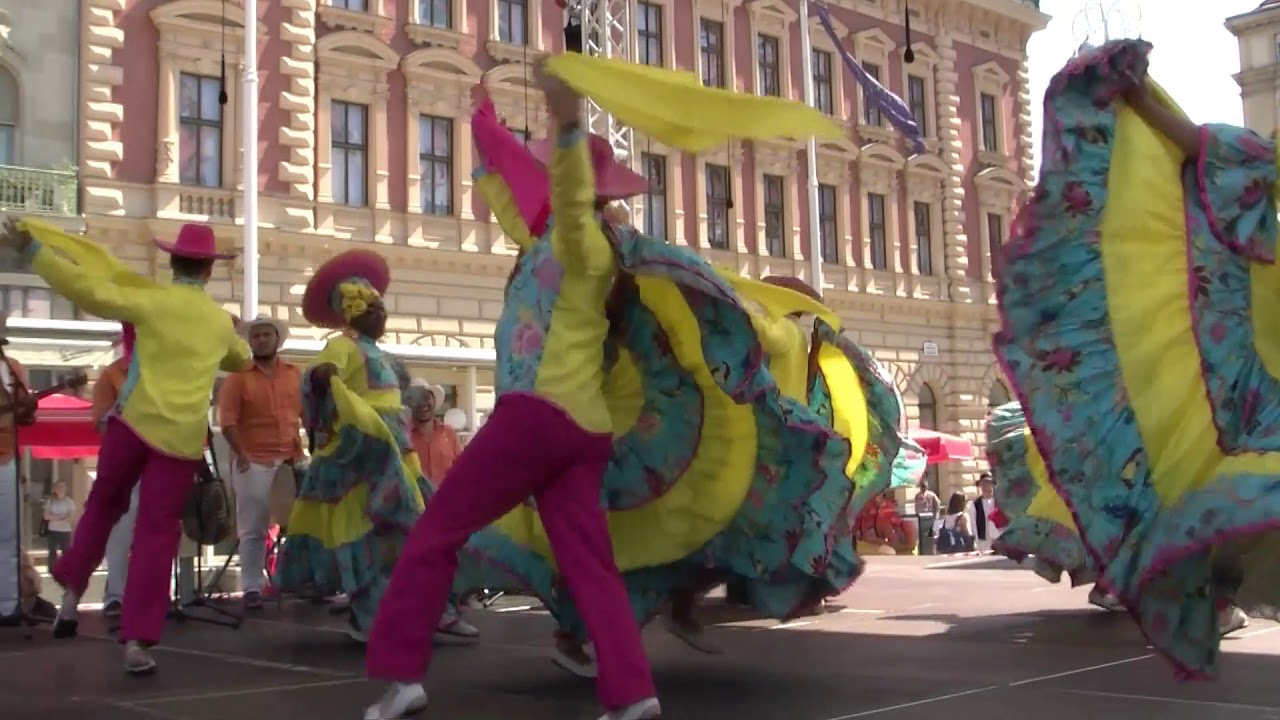 Colombia Folklore Cali , Santiago de Cali , Colombia : Colombian ...