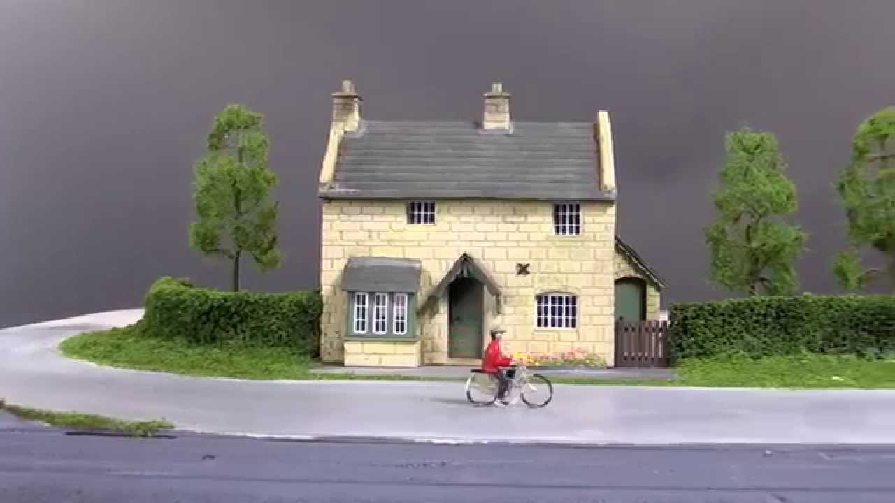 BRM tests The Magnorail system - YouTube