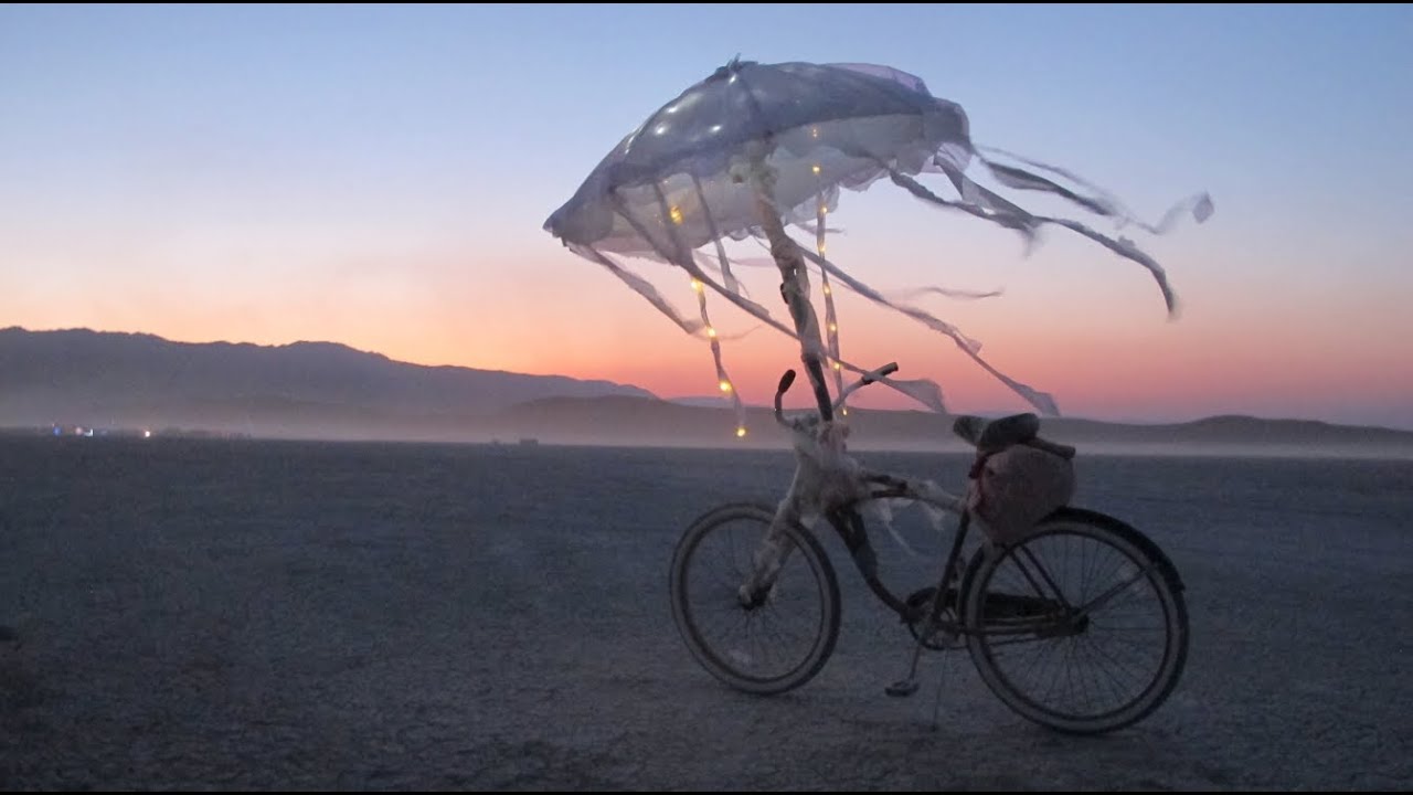 Official Burning Man 2012 - Sunset to Moonrise - YouTube