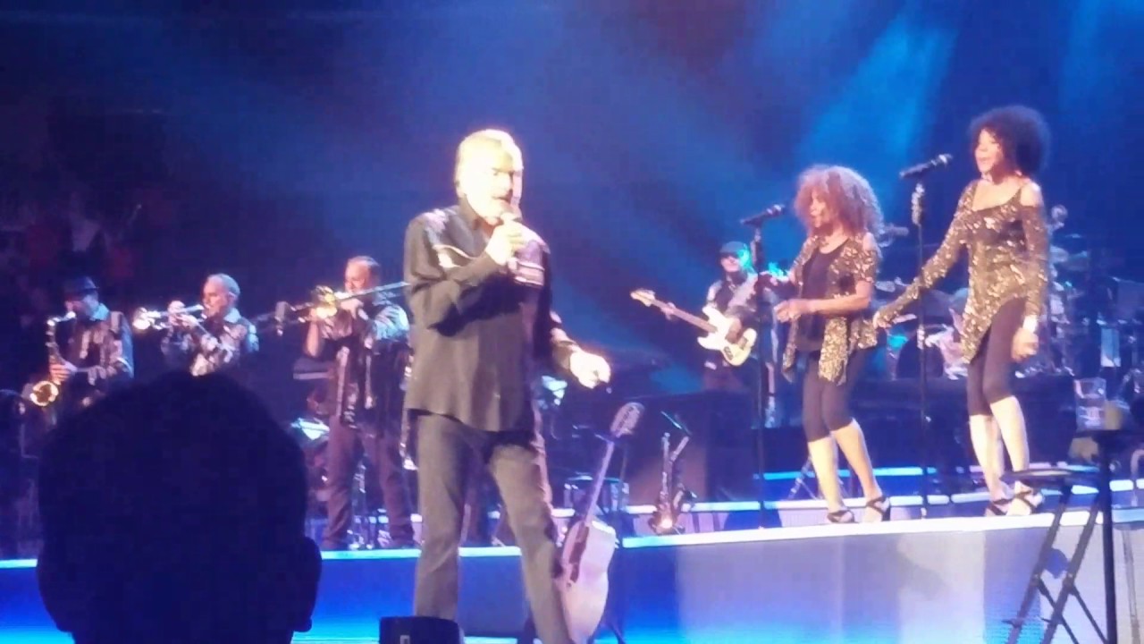 Neil Diamond Forever in Blue Jeans Wichita 7-14-17 - YouTube