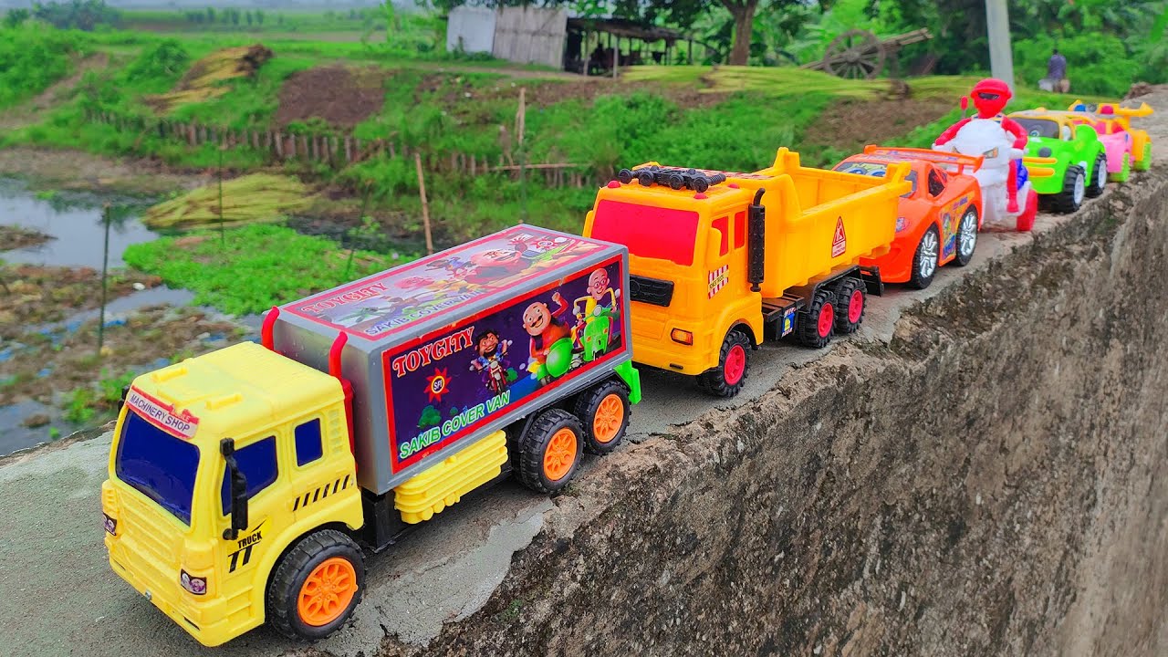 Ultimate Hand Operated Toy Vehicle Fun on Outer Wall SUV Police Car ...