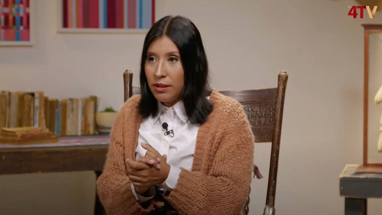 Cómo Pez en el Agua / Invitada: Noemí Salinas "Ecatepec Libre" - YouTube