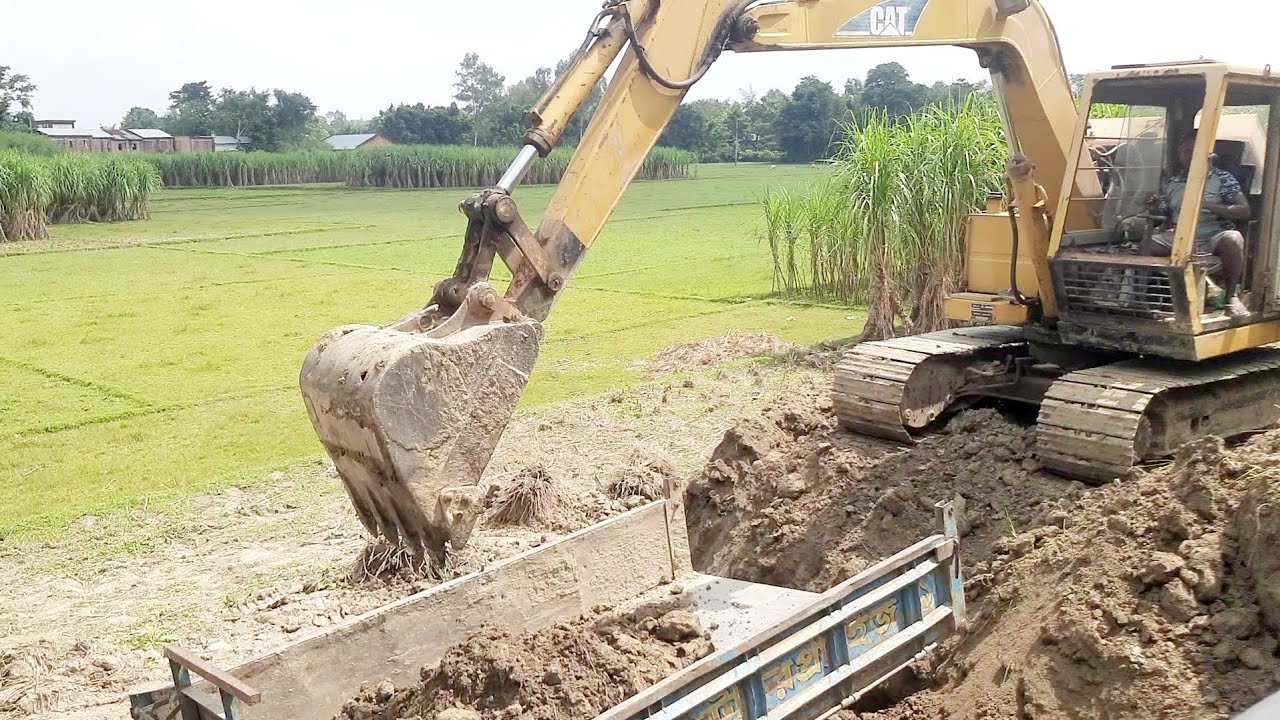 Veku car soil delivered by truck part 3 - YouTube