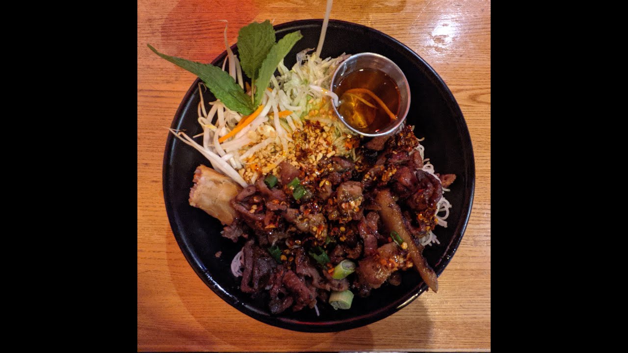Humming Hungry | Vietnamese Street Food in the USA EP.1: Bun Thit Nuong ...