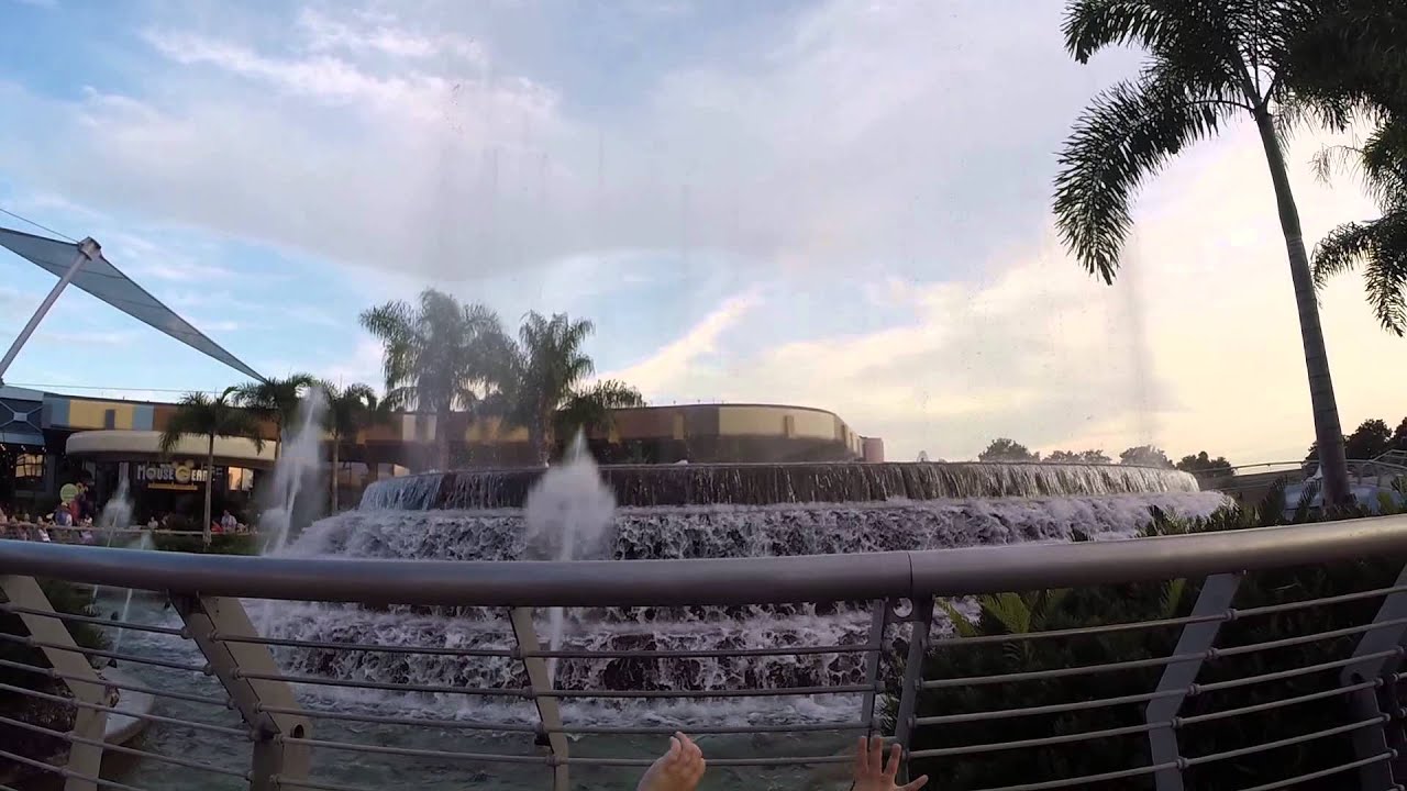 Epcot water fountain - YouTube