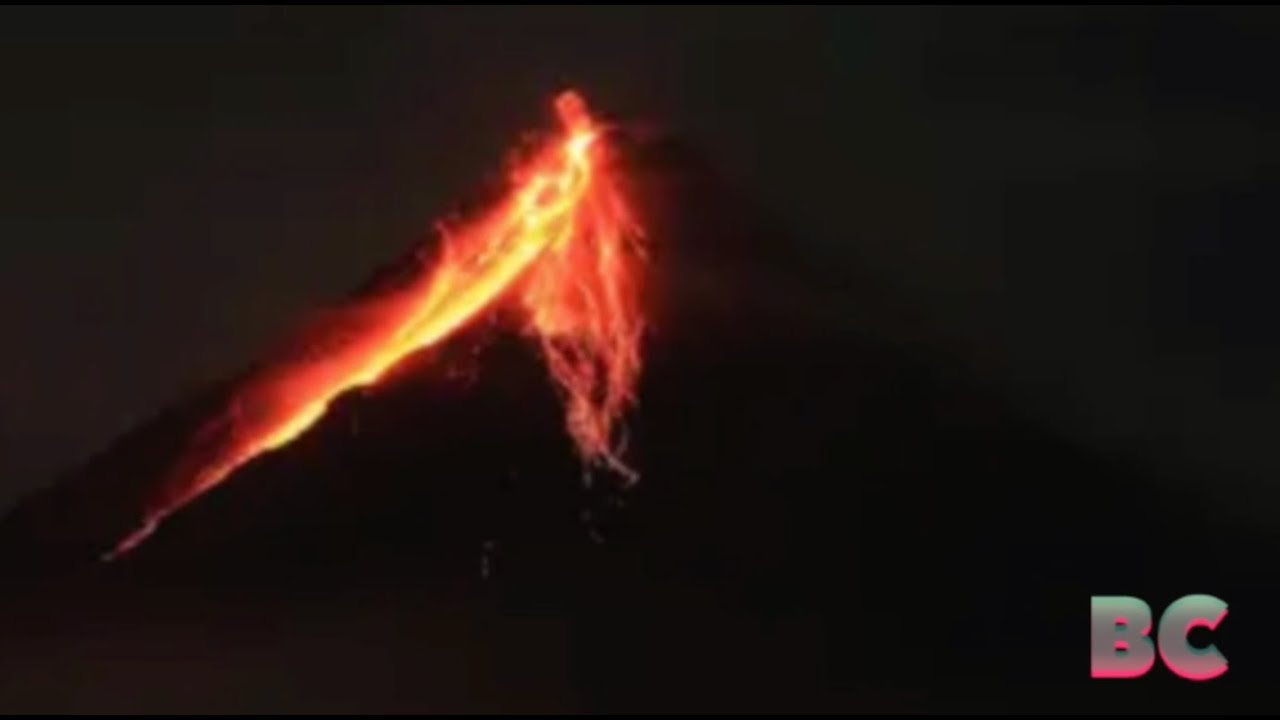 Philippines’ Mayon Volcano spews lava down its slopes in gentle ...
