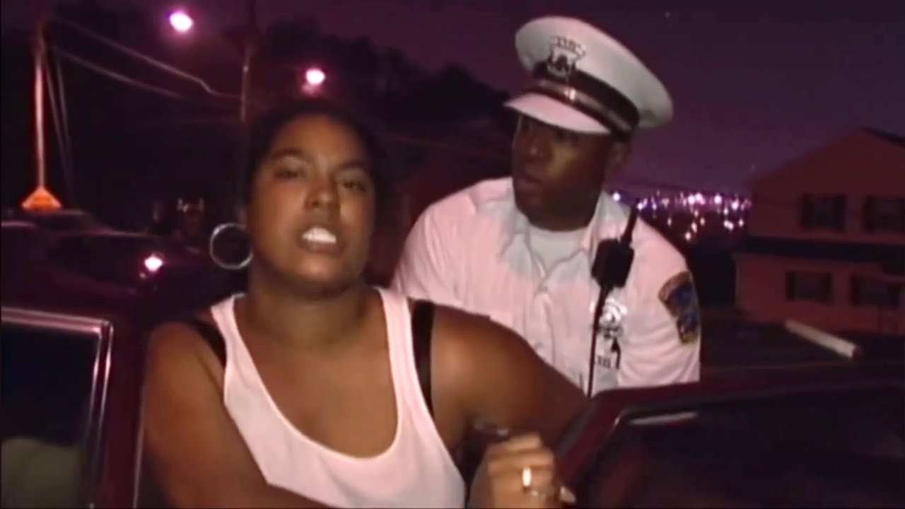 Cops Tv show Cincinnati Ohio. Domestic violence call. Female tased ...