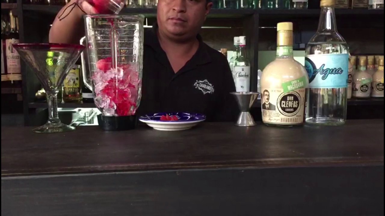 FRESA SALVAJE CON CREMA DE MACADAMIA “DON CLEOFAS” - YouTube