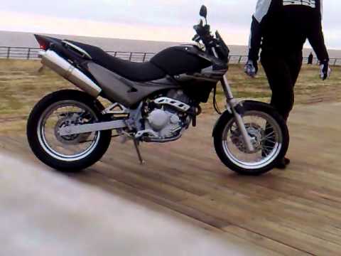 falcon motard(gus-ta) - YouTube