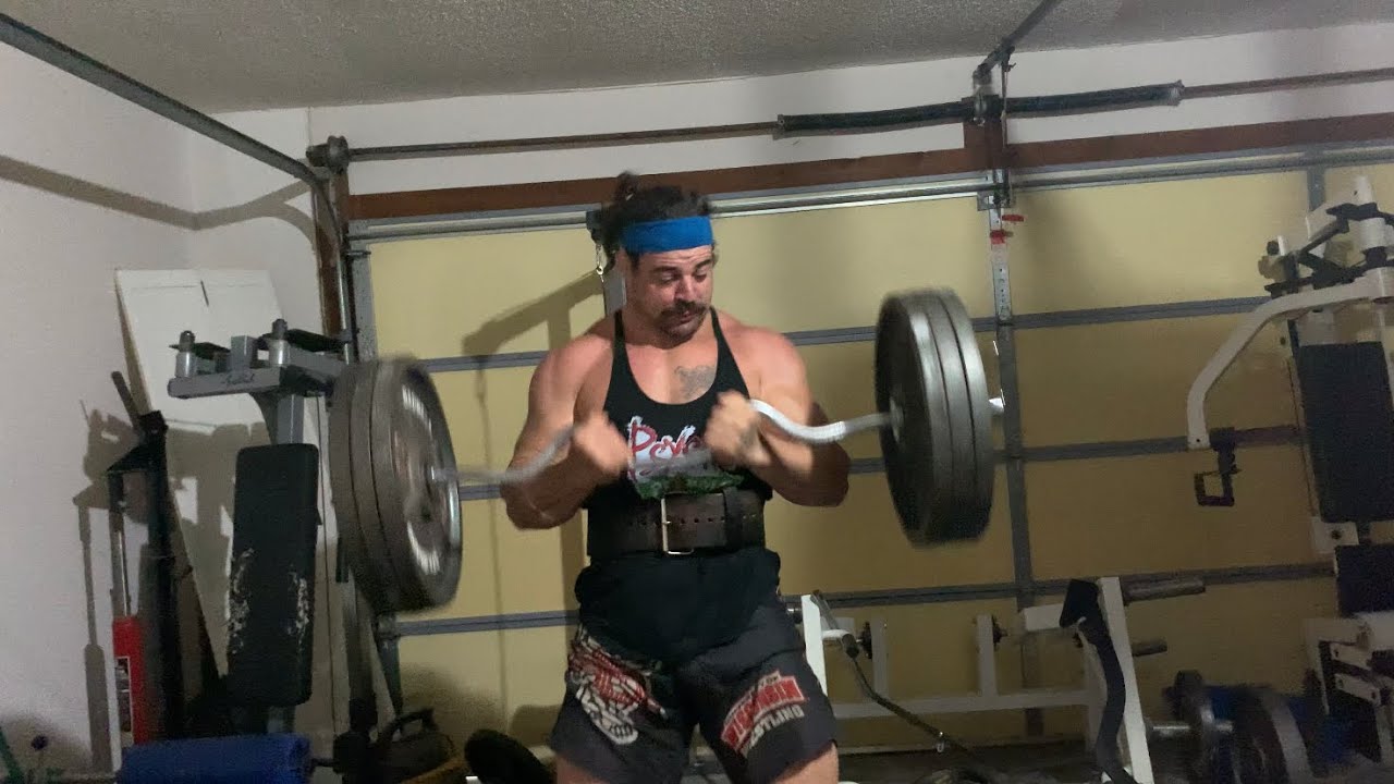 300 lbs Kroc Rows & 3 plate power curl - YouTube