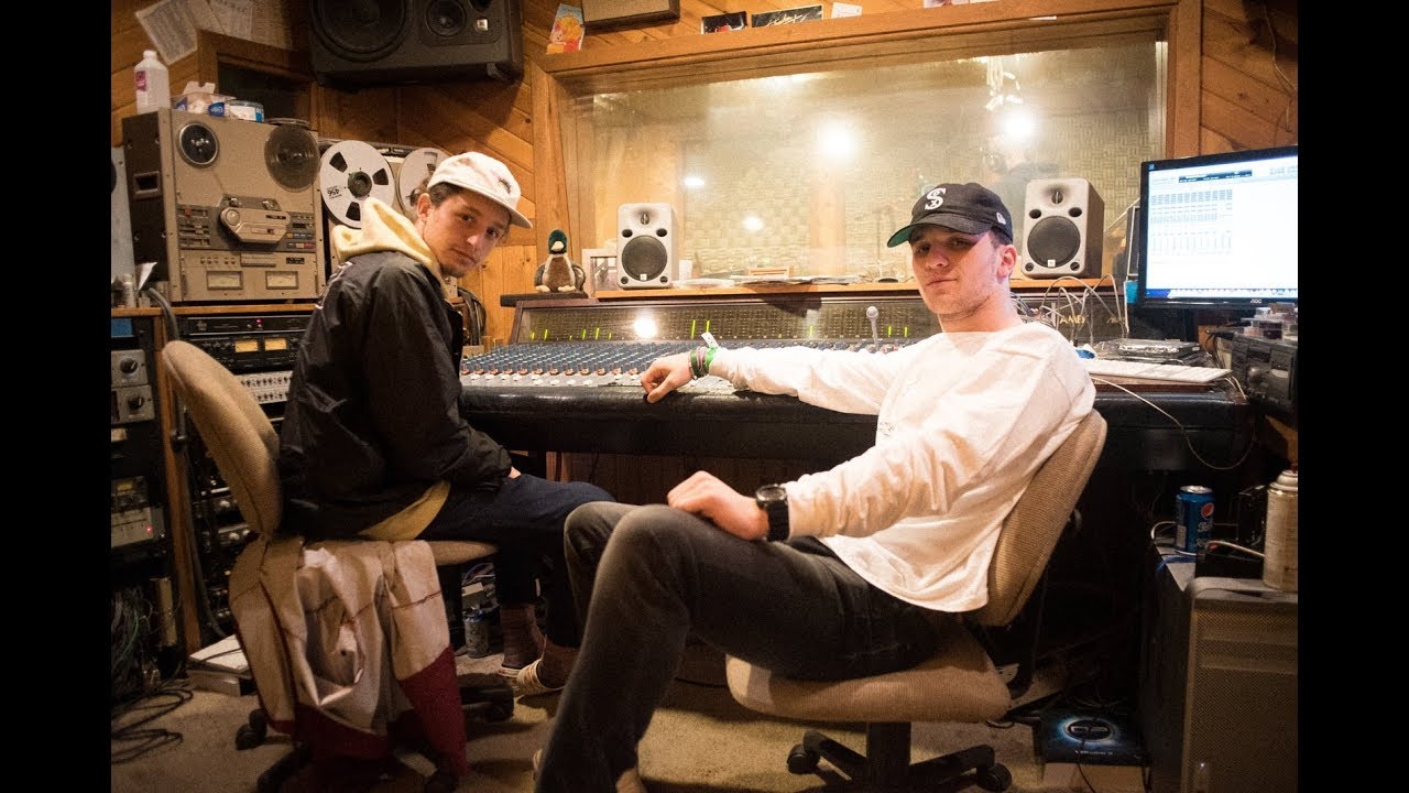Alex Deutsch '14 Takes on the Music Industry - YouTube