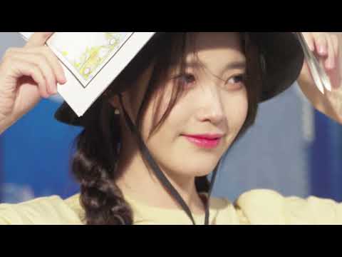 뉴발란스 I Enjoy Summer with IU