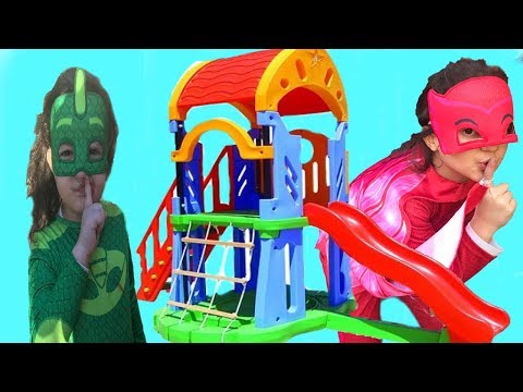 PJ MASKELİLER PARKTA SAKLAMBAÇ OYNADI -  Hide and Seek with PJ Masks