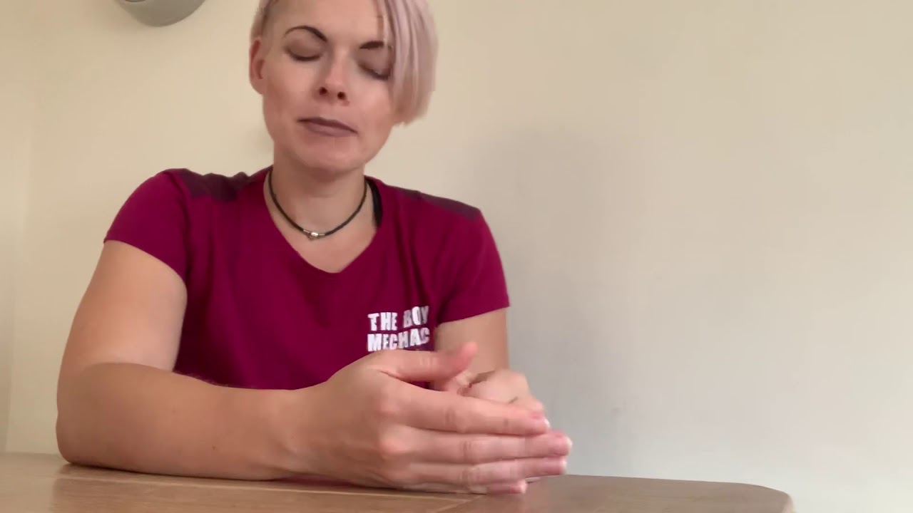 Isometric Exercises for Fingers & Thumbs - YouTube