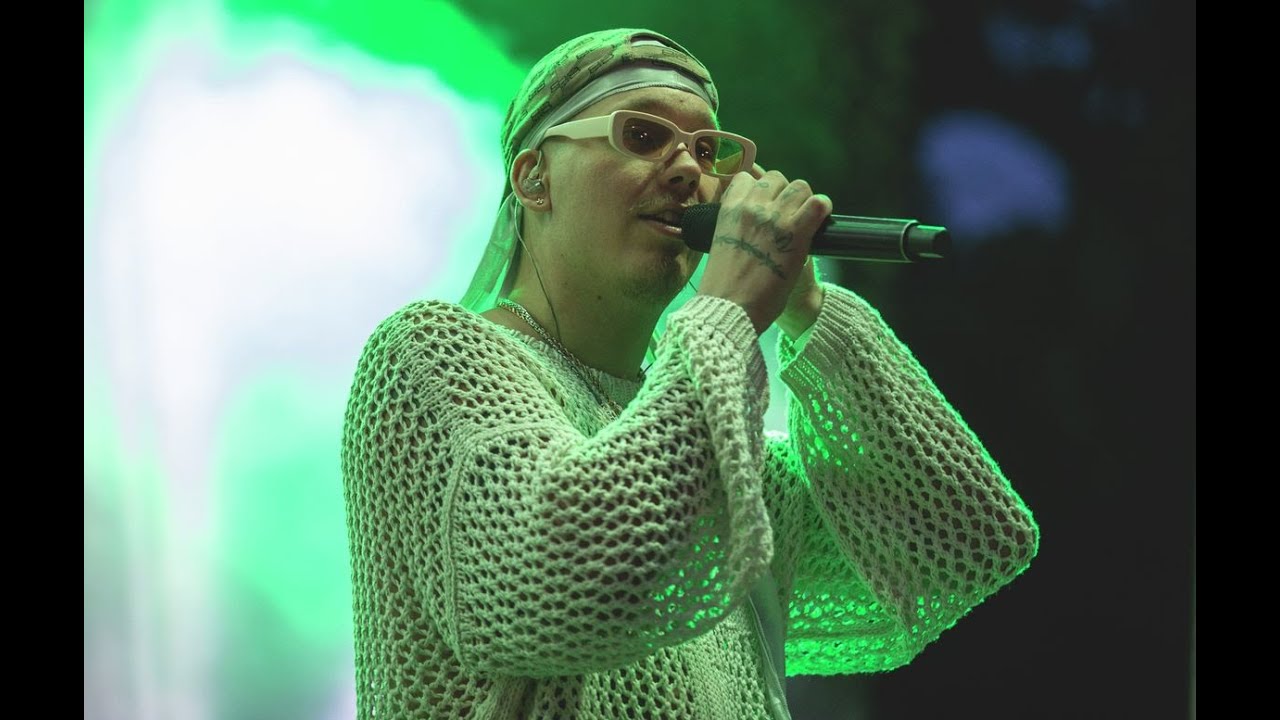 Manuel - Tiara (lyrics/dalszöveg) - YouTube