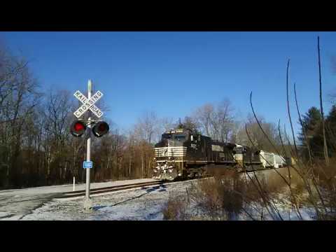 NS 36T at Walnutport around 9:35AM, 1/7/2018 - YouTube
