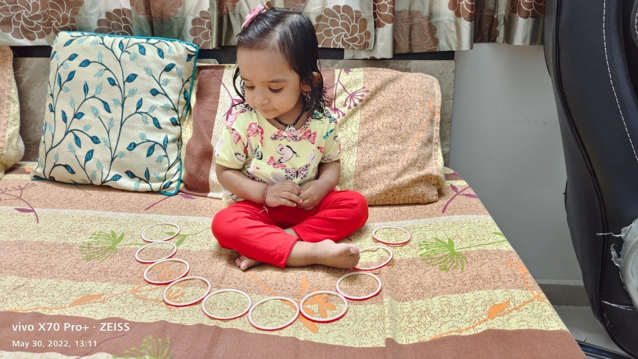 Avi learning counting 1to 10 by using bangles#New trick for kids#Avi ...