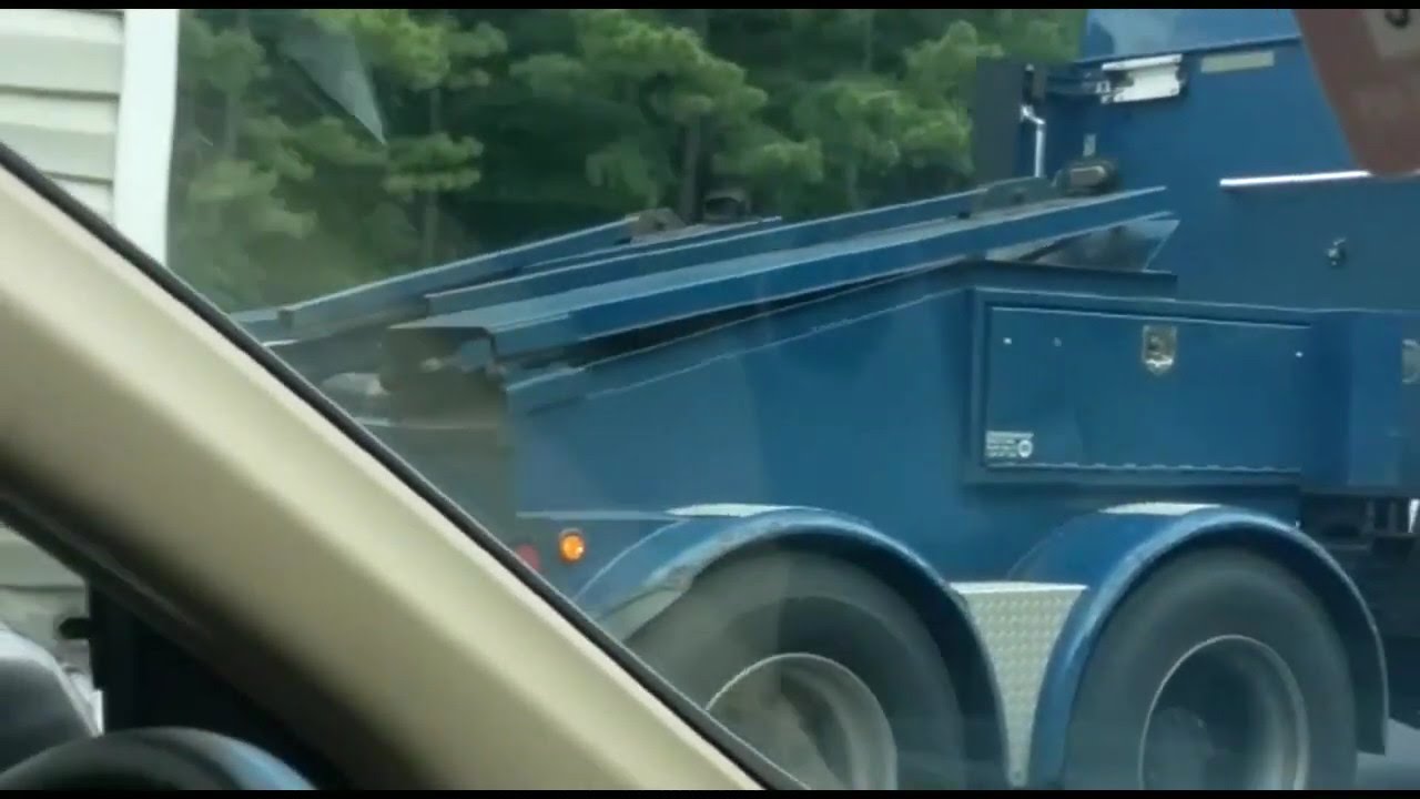 Moving Homes through Roads in the USA - YouTube