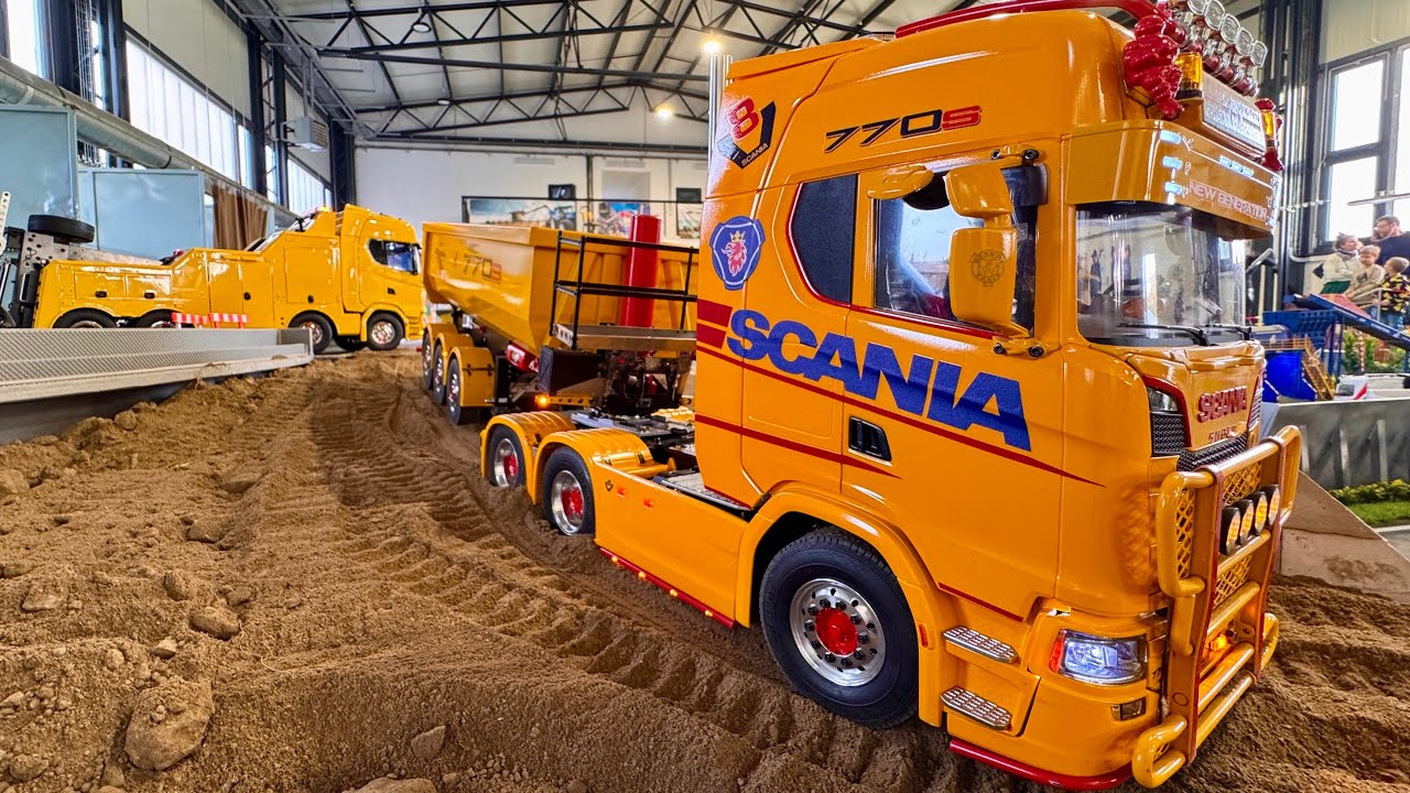 Best of RC MODELS TRUCK, Construction Giants in Action: Excavators ...