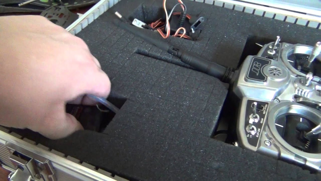 JR X9303 9-Channel Radio. - YouTube