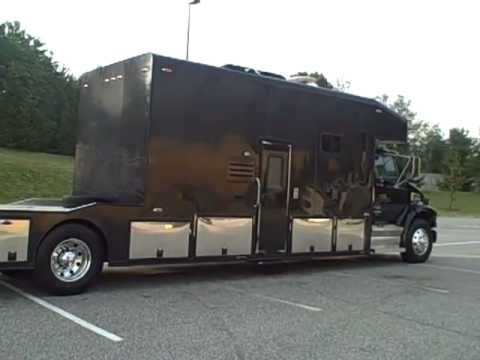 TOTALLY UNIQUE RV... - YouTube