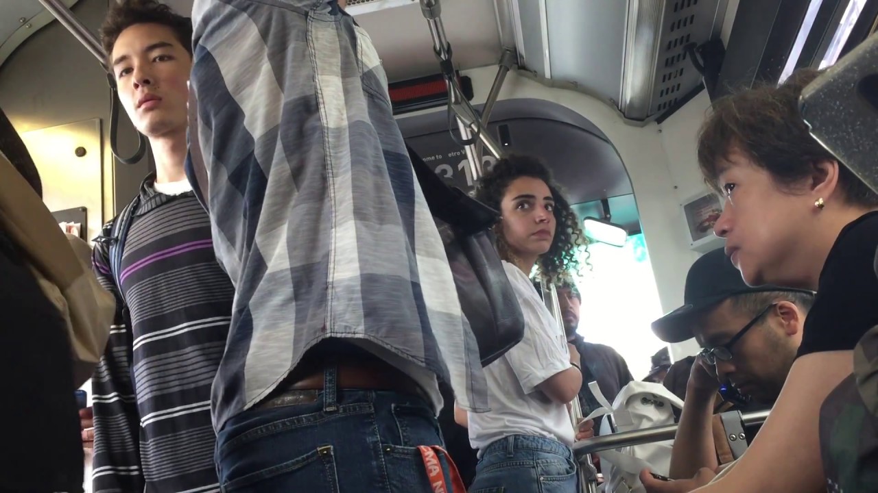 Crowded Metro Bus Ride in Los Angeles ( भीड़ ट्रेन) (قطار مزدحم) - YouTube