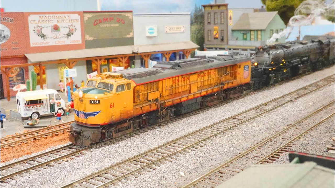 HO Union Pacific Trix Big Boy and Athearn Veranda Turbine plus GP-9 ...