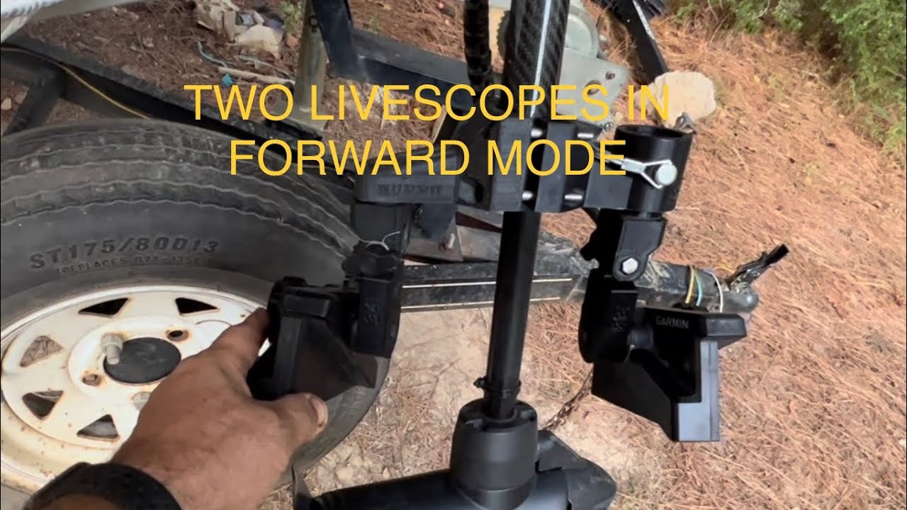Garmin Livescope: 2 Livescopes In Forward Mode - YouTube