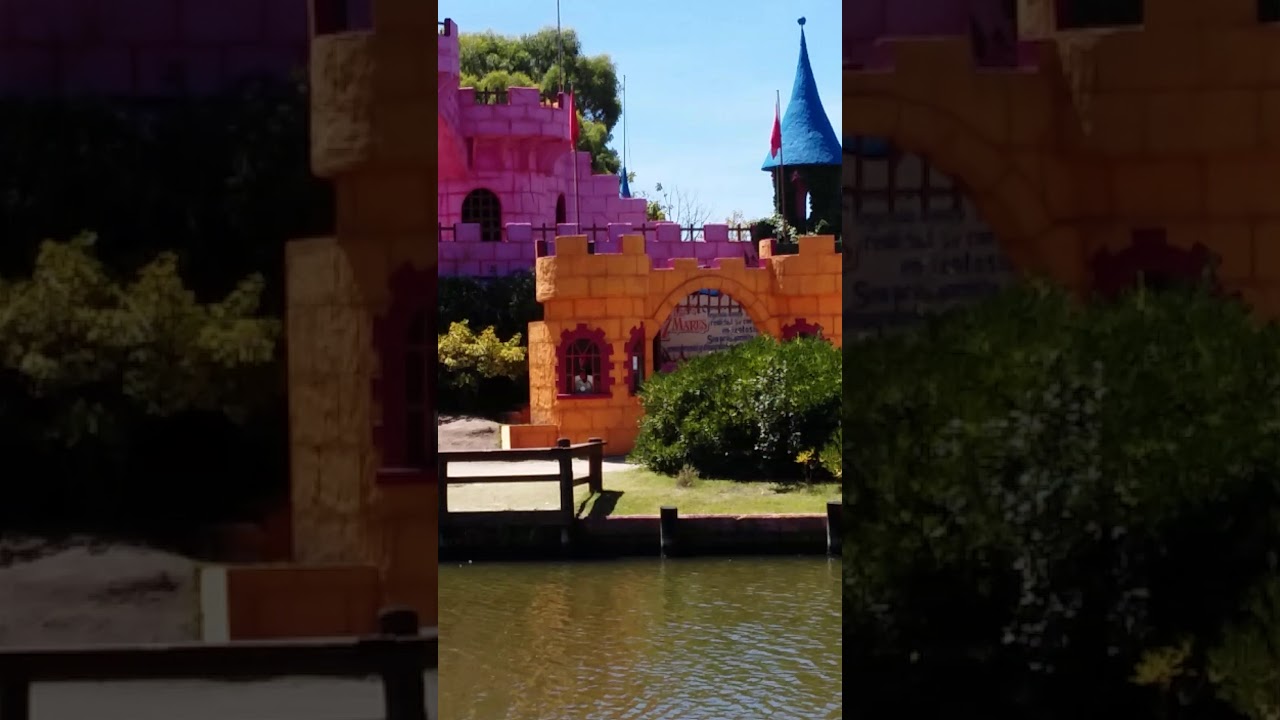 CASTILLO ROSA EN MUNDO MARINO - YouTube