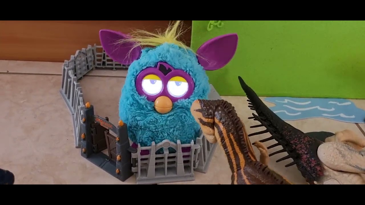 Dinosaur Toys Fighting with furby in jurassic world - YouTube
