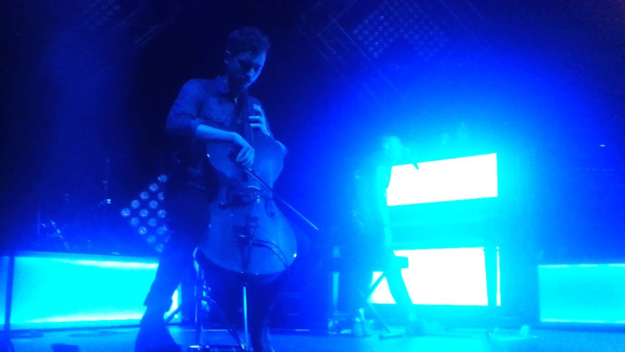 Onerepublic live: Cry me a river, Apologize, - YouTube