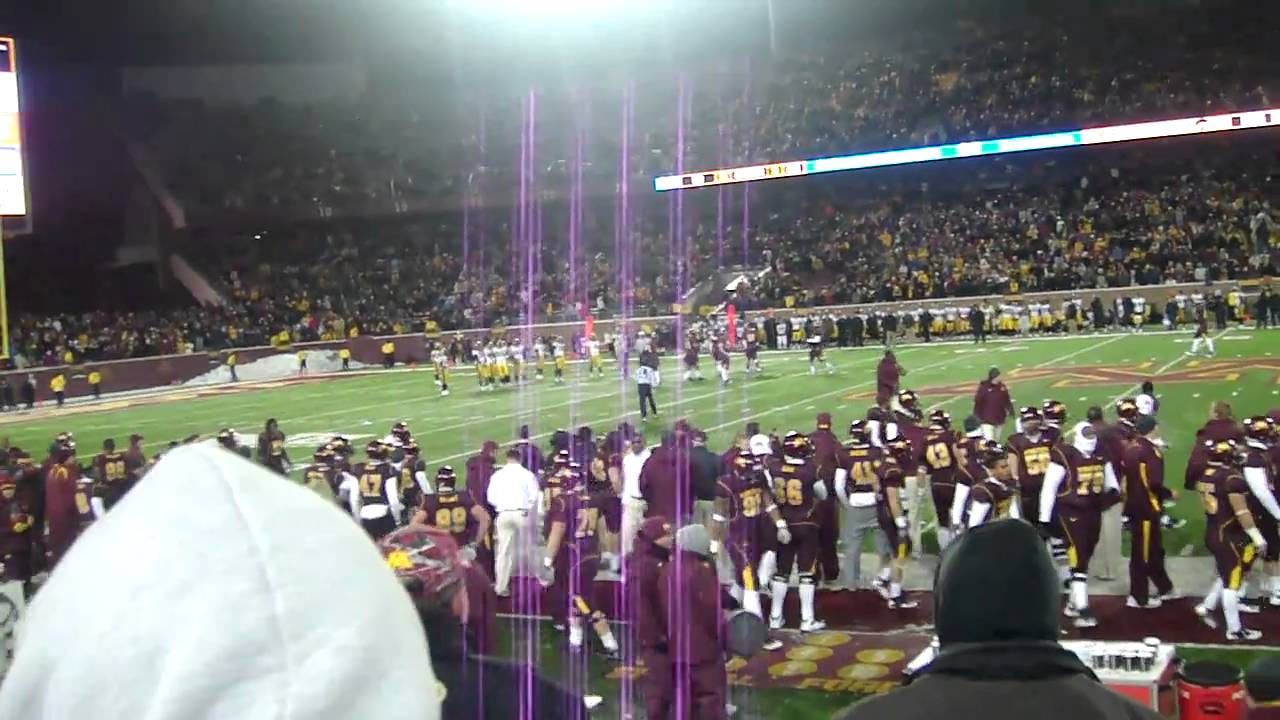 Minnesota Golden Gophers vs Iowa Hawkeyes: Floyd of Rosedale - YouTube