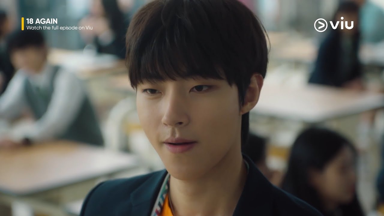 Hwang In Youp as Goo Sa Jung Hits Different | 18 Again EP 2 | Viu [ENG ...