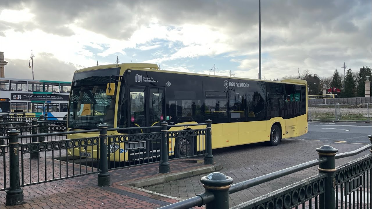 *[KNACKERED + FLOORED]* Bee Network Mercedes-Benz Citaro O295 6250 ...