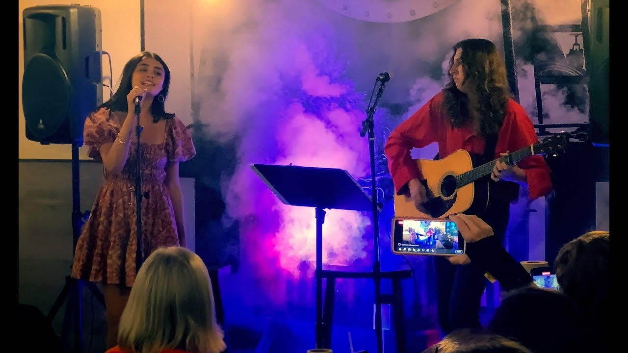 Nora Connor - Jolene by Dolly Parton - YouTube