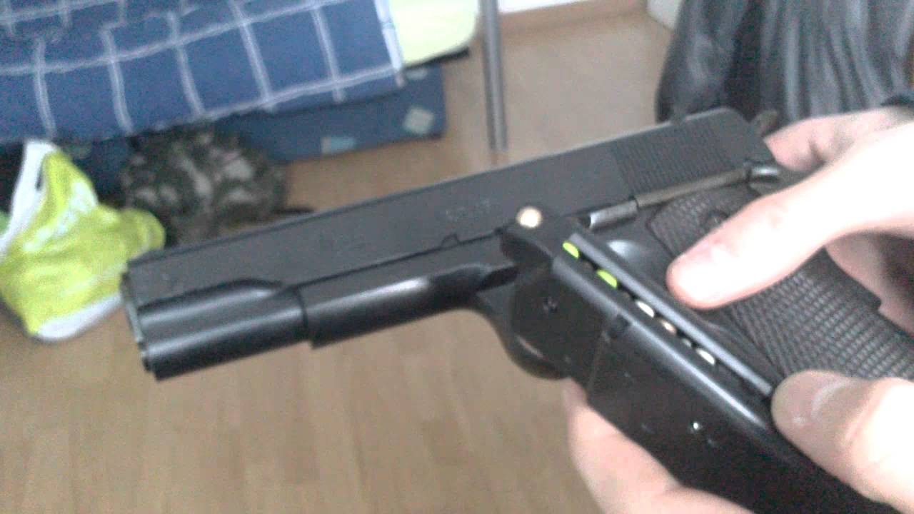 Presentation d'un pistolet a bille airsoft - YouTube
