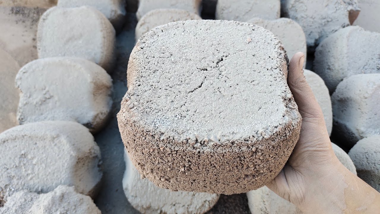 New Sand stone crush 🤤 blocks coated with cement dust crispy floor ...