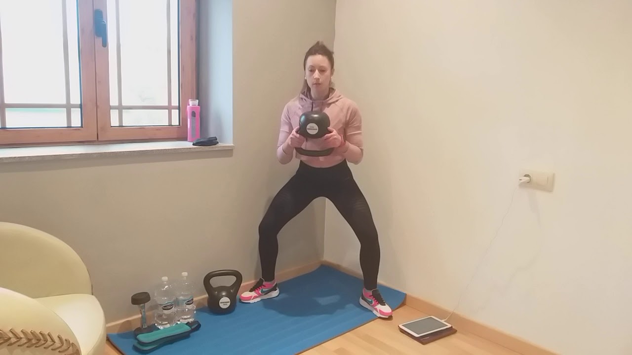 BP112 - 2 SQUATS - Starry Eyes - YouTube