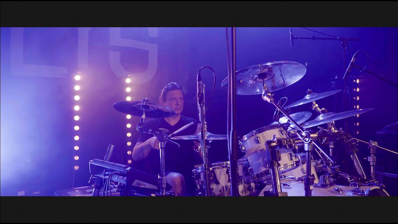 LYS & Steve Hewitt (Placebo) - Wide Awake (Live session) - YouTube