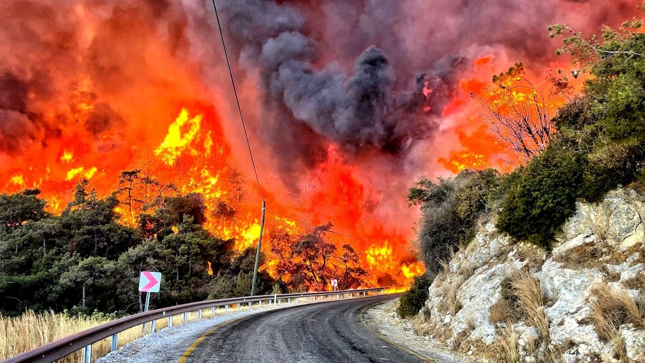 Wildfires engulf Turkey, situation on brink of disaster - YouTube