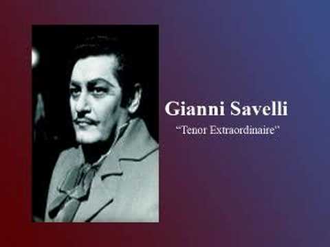 Gianni Savelli sings Nessun Dorma - YouTube