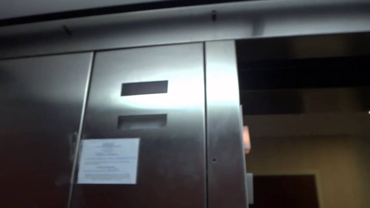 Dover - Thyssenkrupp Elevator at Comfort Inn & Suites - YouTube