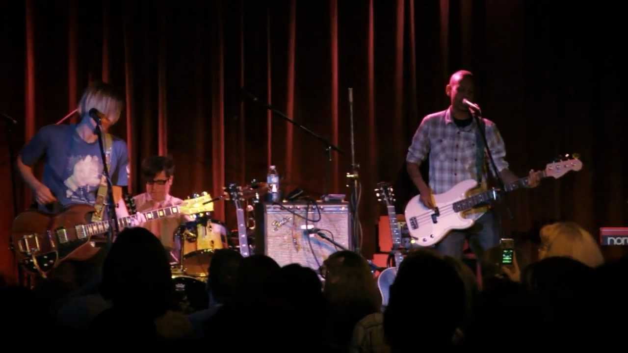 KAIA WILSON "ORINOCO FLOW" - YouTube