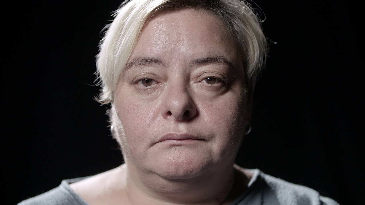 Glück.Spiel.Sucht. – Filmtrailer Sonia [Schweizerdeutsch] - YouTube